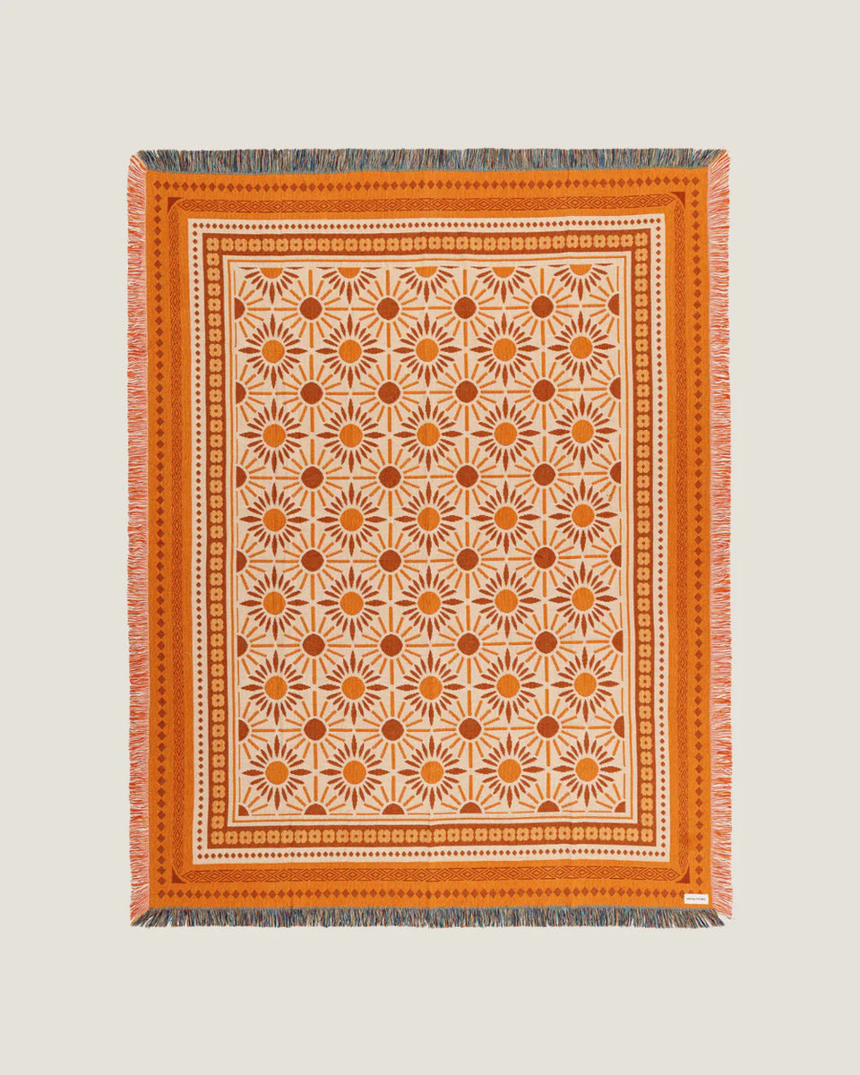 Dancing Coyote Blanket – liveforlines